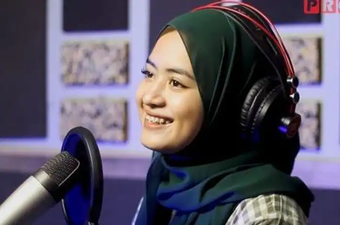 Lirik Lagu Ayah Ibu Cover Lagu Dari Woro Widowati Sonora Id
