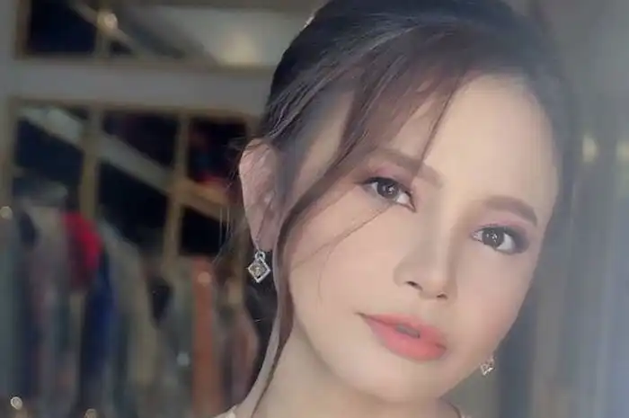 Lirik Lagu 'Sakura' - Rossa, 'Senada Cinta Bersemi di Antara Kita' - Sonora.id