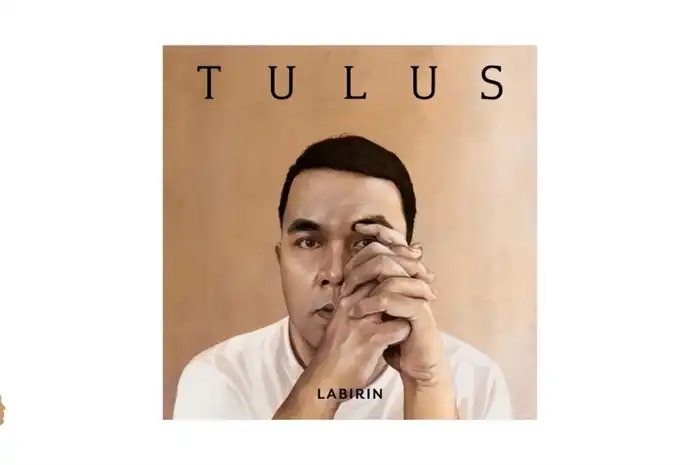Lirik/Chord 'Labirin' - Tulus, Bius Aku Dengan Tatapanmu, Tatapanmu ...