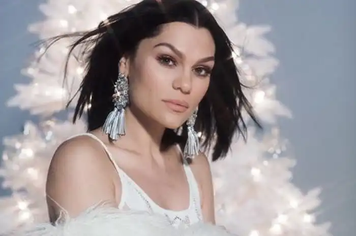 Lirik Lagu dan Termejahan 'Price Tag' Milik Jessie J feat. B.O.B - Sonora.id