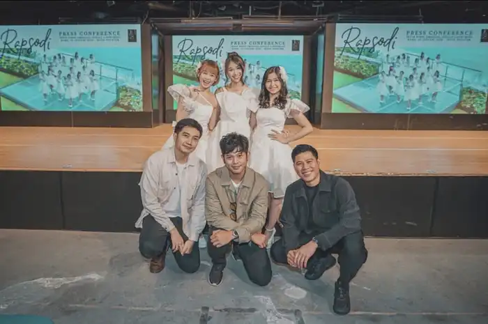 Lirik Lagu ‘Rapsodi’ Milik JKT48 yang Diciptakan LaleIlmanNino - Sonora.id