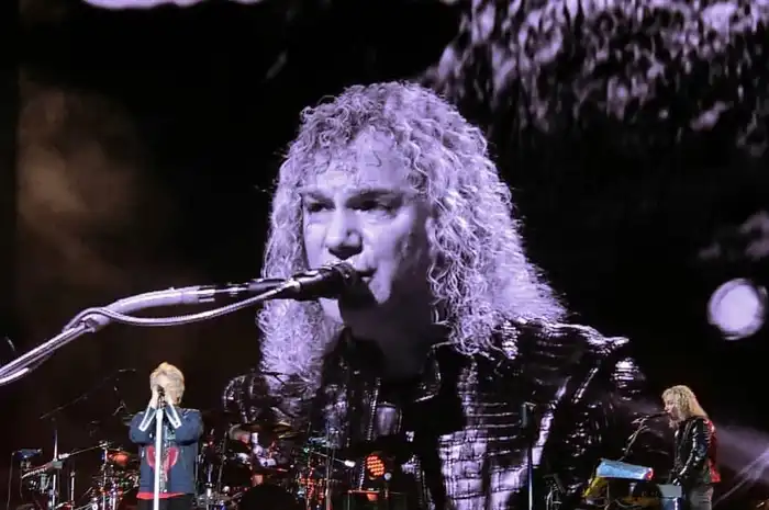 David Bryan, Keyboardis Band Rock Bon Jovi Positif Virus Corona - Sonora.id