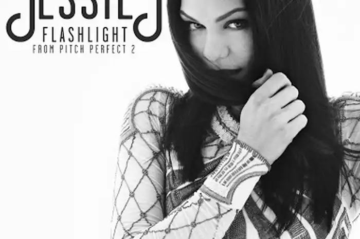 Lirik Lagu 'Flashlight' By Jessi J, Lengkap Dengan Video Klip - Sonora.id