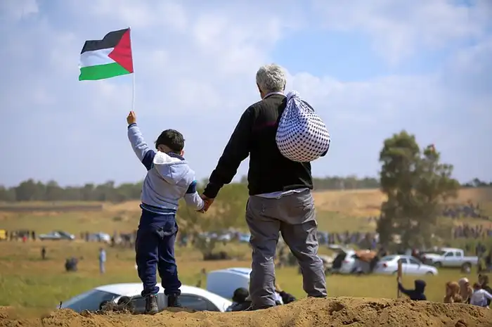 15 Poster Dukungan Untuk Palestina yang Penuh Doa dan Menyentuh Hati ...