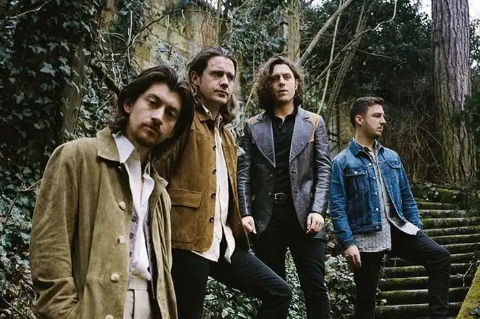 Lirik Lagu 'Do I Wanna Know?' – Arctic Monkeys, dengan Terjemahannya ...