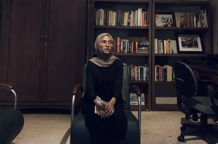 Lirik Lagu ‘Cahaya’ - Feby Putri, Sinarnya Mentari Perlahan Meredup ...