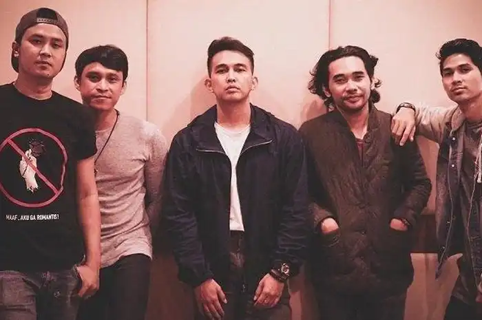 Lirik Lagu Mantan Kekasih yang Dipopulerkan Oleh Lyla - Sonora.id