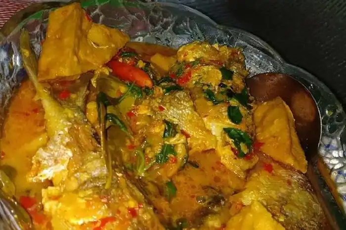 Resep Membuat Bandeng Kuah Kuning Tabur Kemangi yang Nikmat - Sonora.id