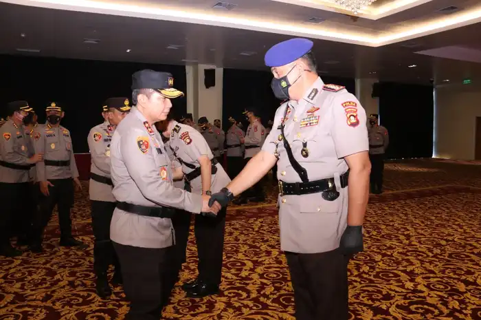 Pelantikan dan Sertijab Dirresnarkoba dan Dirpolairud Polda Sumsel - Sonora.id