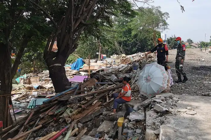 Daop 1 Jakarta Terus Lakukan Operasi Pengamanan Aset Kawasan Gunung ...