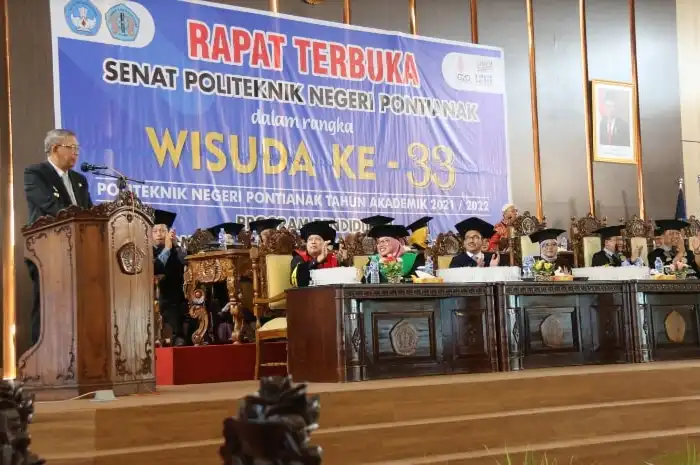 3 Orang Wisudawati POLNEP Raih IPK 4, Pemprov Kalbar akan Berikan Beasiswa - Sonora.id