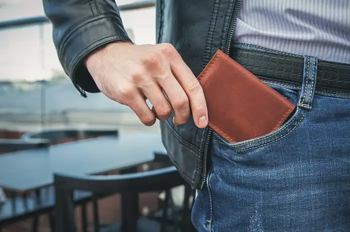 Jadi Pertanda Sial di Depan Mata, Inilah 5 Arti Mimpi Dompet Hilang ...