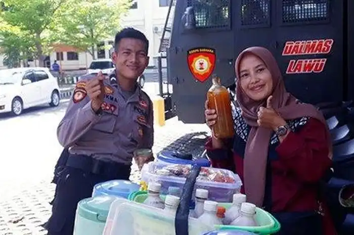 Kisah Penjual Jamu Turun Temurun Asal Karanganyar - Sonora.id