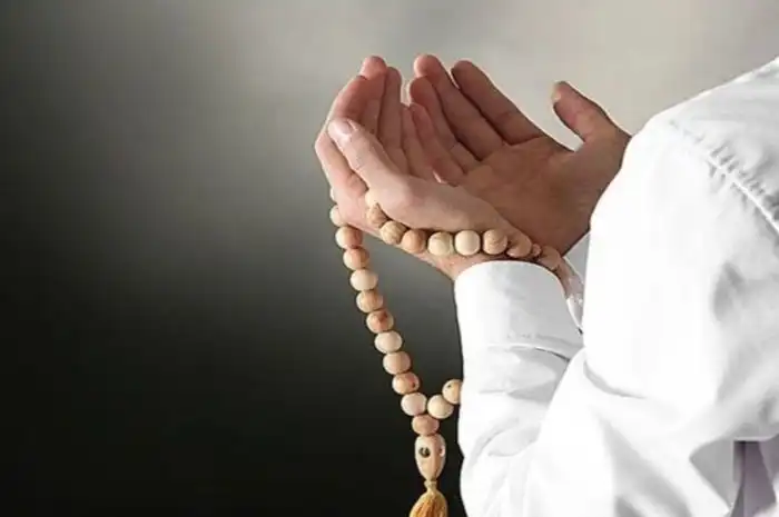 Bacaan Sholawat Mansub: Arab, Latin dan Artinya, Lengkap! - Sonora.id