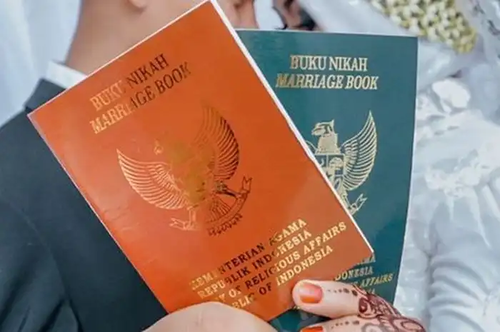 Foto Buku Nikah: Syarat dan Tips Lengkapnya yang Perlu Kamu Tahu ...