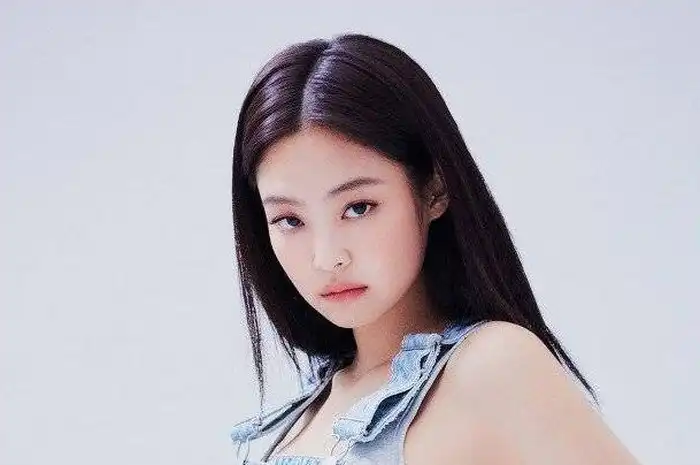 Lirik dan Terjemahan Lagu 'You and Me' (Moonlight) - Jennie BLACKPINK - Sonora.id