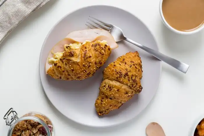 Populer di Dunia, Croissant ala Perancis Memiliki Tekstur Renyah ...