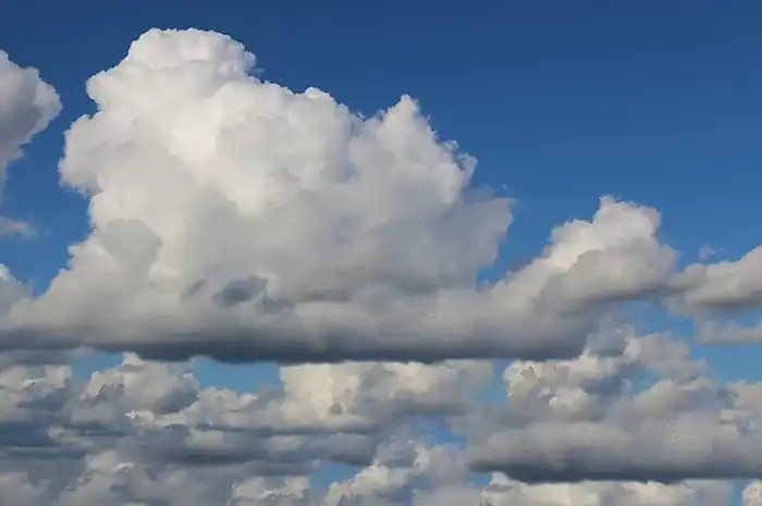 Jenis-jenis Awan dan Ciri-cirinya yang Kerap Muncul di Langit - Sonora.id