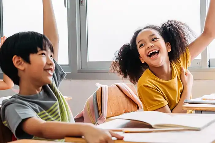 6 Contoh Dialog Asking and Offering Help, Singkat dan Lengkap dengan ...