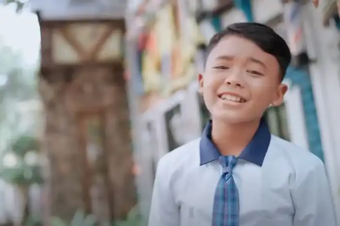 Lirik dan Arti Lagu 'Hayang Jajan' yang Dipopulerkan Azmy Z feat. Azka ...