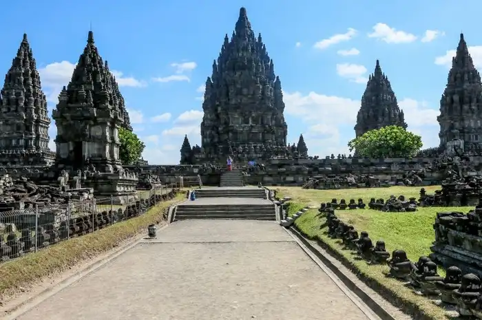 10 Contoh Cerita Legenda Populer Indonesia yang Menarik untuk Dibaca ...