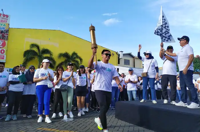 Peringatan HUT BUMN Ke-25 Tahun Dapat Sambutan Antusias Warga Manado ...