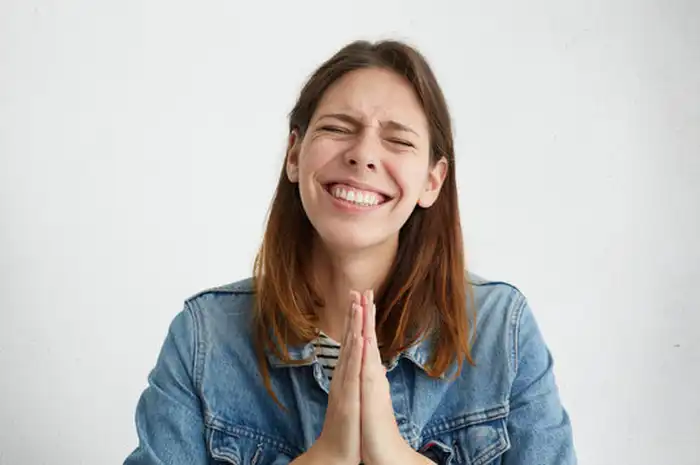 10 Contoh Dialog Making Request Lengkap dengan Terjemahannya - Sonora.id