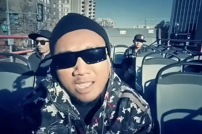 Lirik 'Giginya Ompong' yang Viral di TikTok, Ini Judul Aslinya - Sonora.id