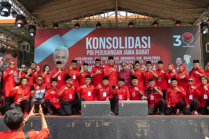 PDIP Targetkan Ganjar Pranowo Menang 75 Persen di Kota Cirebon - Sonora.id