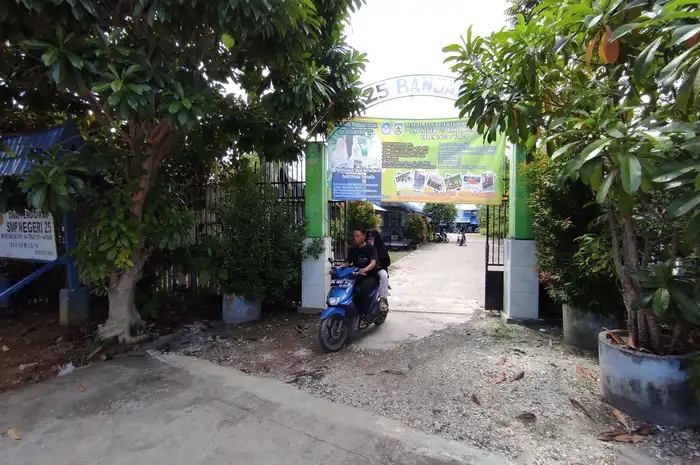 Karut-Marut PPDB Online. SMPN 25 Banjarmasin Terus Kekurangan Siswa ...