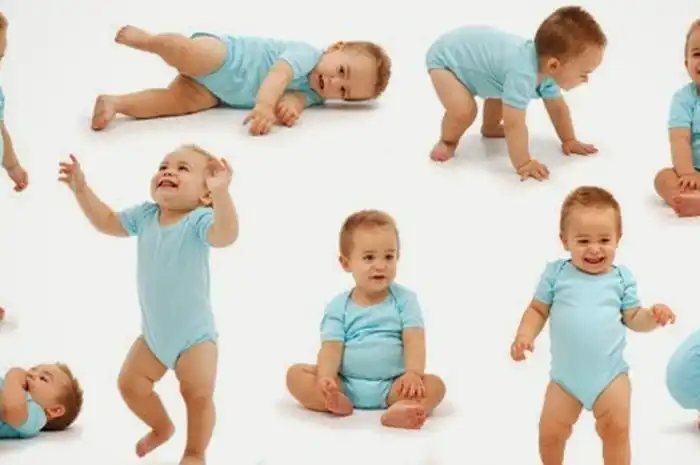 Tahap Perkembangan Bayi 0-12 Bulan yang Perlu Diketahui Bunda - Sonora.id