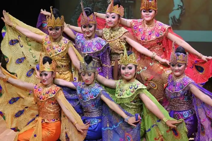 9 Contoh Tari Kreasi Baru dari Daerah di Indonesia - Sonora.id