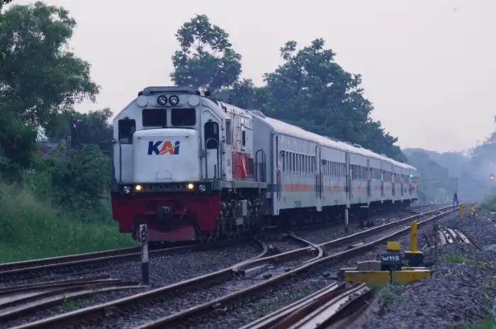 Mulai 1 Agustus, KAI Commuter Sesuaikan Kapasitas Pengguna Bagi 3 ...