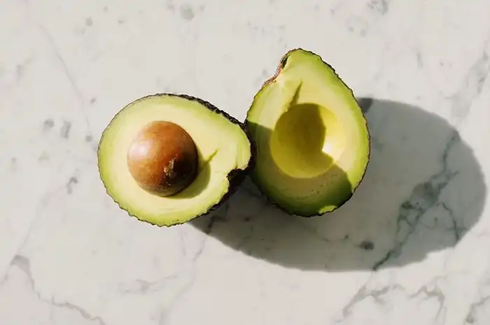 7 Manfaat Biji Alpukat Bagi Kesehatan dan Cara Mengonsumsinya! - Sonora.id