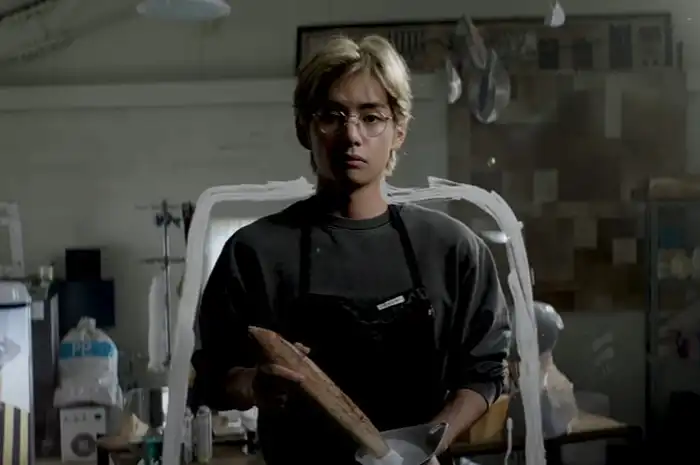 Lirik Lagu dan Terjemahan Rainy Days Milik V BTS - Sonora.id