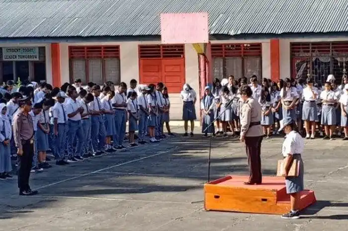 Amanat Pembina Upacara Hari Senin: Pertama Masuk Sekolah Setelah Libur ...