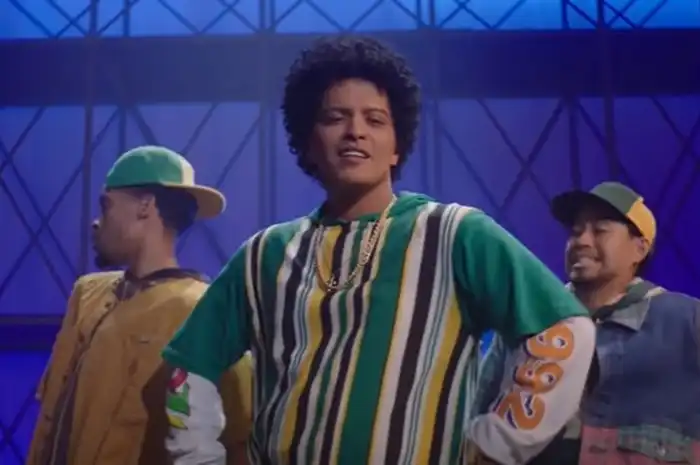 Lirik dan Terjemahan Lagu Finesse - Bruno Mars yang Viral di TikTok ...