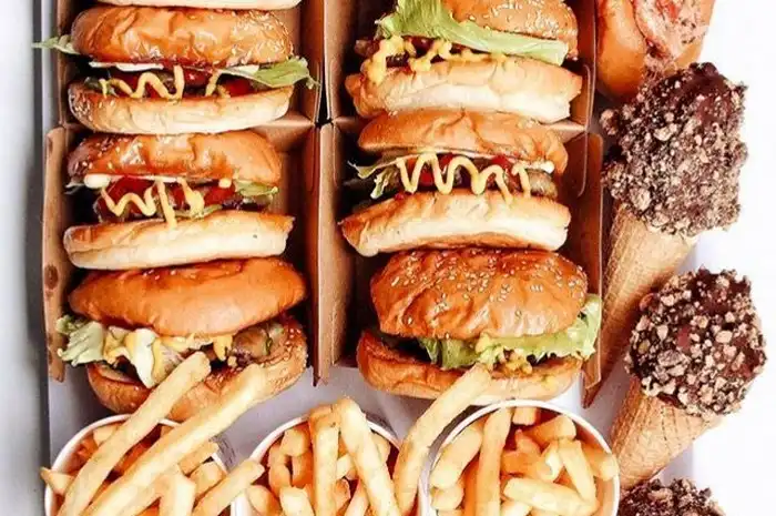 5 Makanan Wajib Dihindari Pengidap Hipertensi, Garam hingga Kafein ...