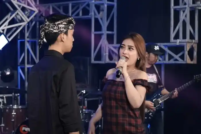 Lirik dan Chord 'Bojo Biduan' - Shinta Arsinta feat. Arya Galih - Sonora.id
