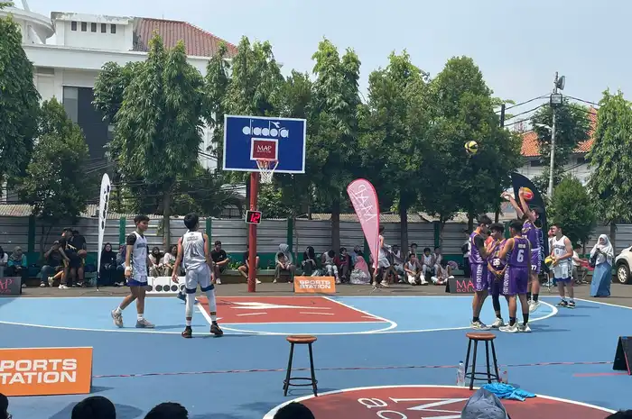 Peresmian Basketball Court Revamp, 4 Tim Basket Bertanding di SMP ...