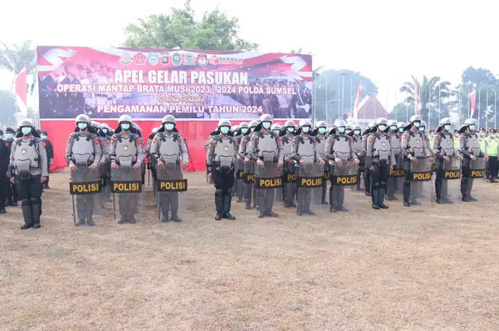 Apel Gelar Pasukan Operasi Mantap Brata Musi 2023-2024 dalam Rangka Pengamanan Pemilu 2024 ...