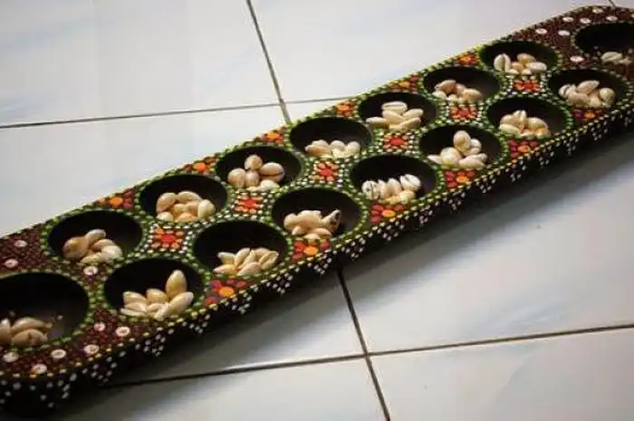 Cara Bermain Dakon atau Congklak, Permainan Tradisional yang Seru ...