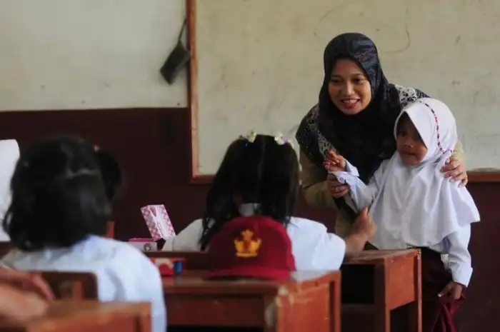 25 Ide Kado untuk Hari Guru Nasional, Unik, Berkesan dan Nggak Mahal! - Semua Halaman - Sonora.id