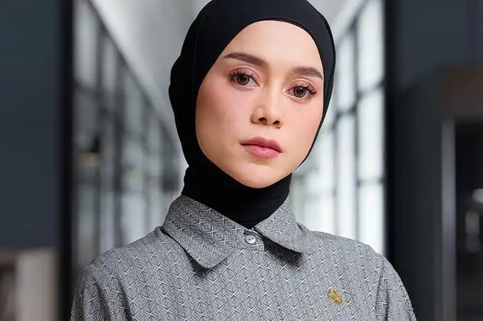 Lirik Lagu 'Zapin Melayu' - Lesti Kejora, Lagi Viral di TikTok! - Sonora.id