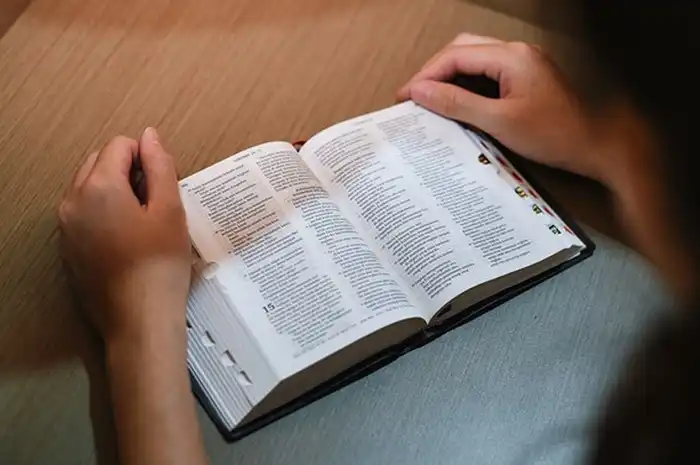 50 Ayat Alkitab tentang Pengharapan yang Sarat Doa dan Makna - Sonora.id