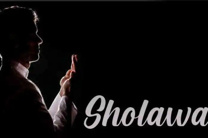 Lirik Sholawat Tholama Asyku: Arab, Latin dan Terjemahannya - Sonora.id