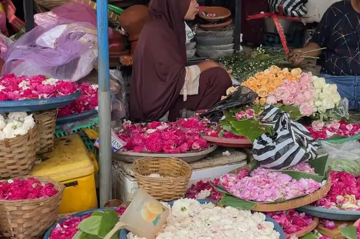 Penjual Kembang Tabur di Pasar Delanggu Meningkat Saat Memasuki Syaban ...