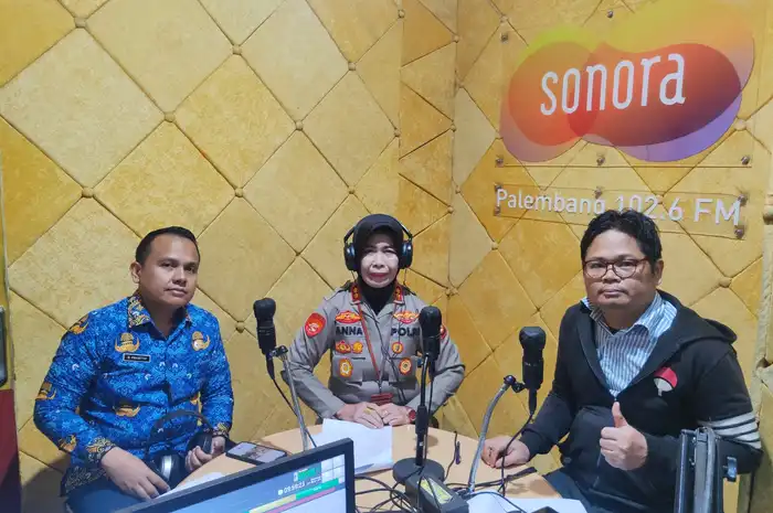 Punya E-Library, Polda Sumsel Sosialisasi di Radio Sonora Palembang ...