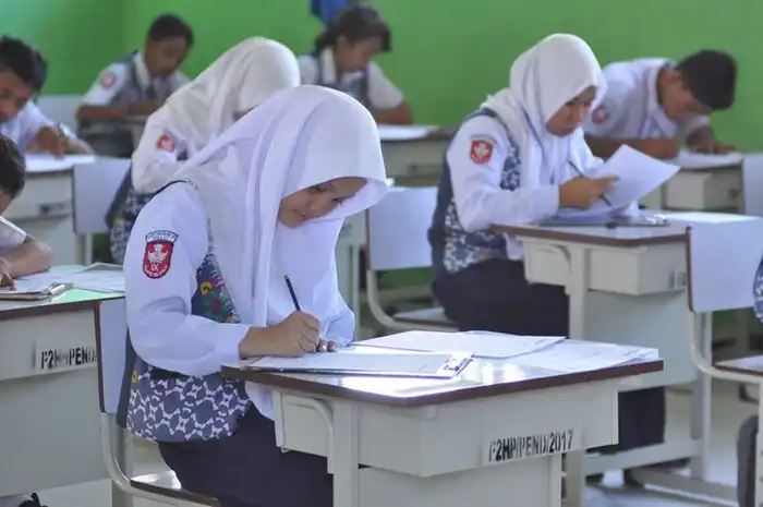 40 Contoh Soal Ujian Sekolah IPA Kelas 9 Kurikulum Merdeka Tahun 2025 - Sonora.id