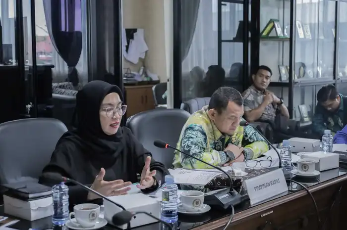 Bahas LKPj dengan Dinsos, DPRD Kalsel Usulkan Rumah Singgah Lansia ...